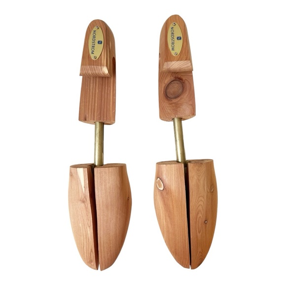 Nordstrom | Shoes | Mens Nordstrom Cedar Wood Shoe Trees Medium | Poshmark